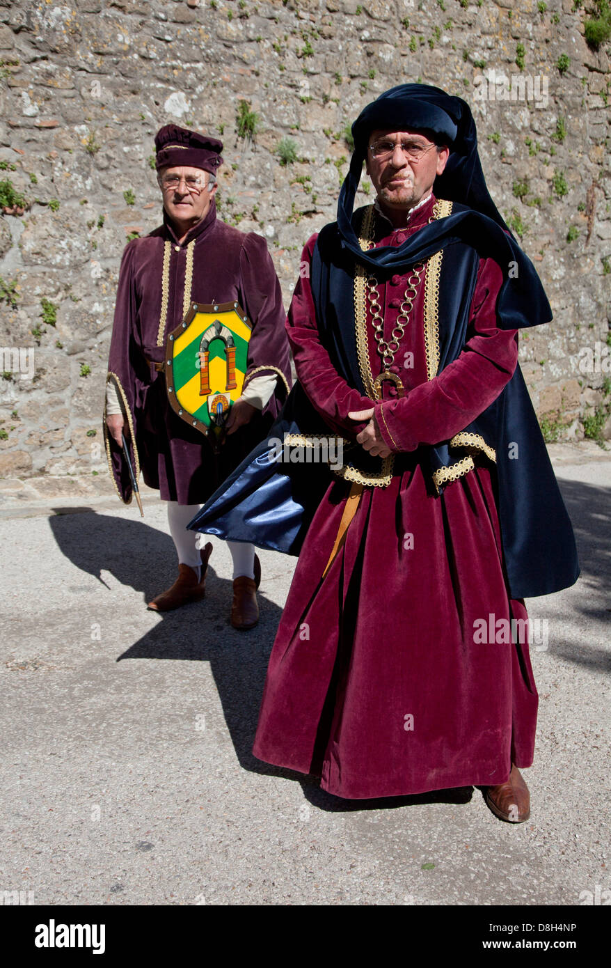 Local people in medieval costumes during traditional crossbow palio ...