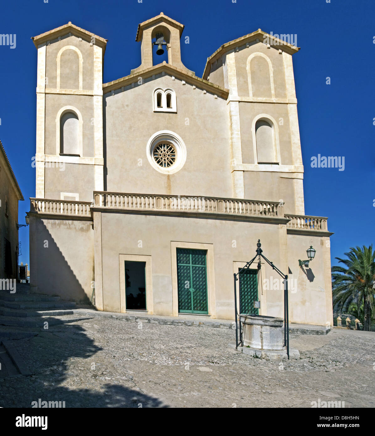 Arta majorca hi-res stock photography and images - Alamy