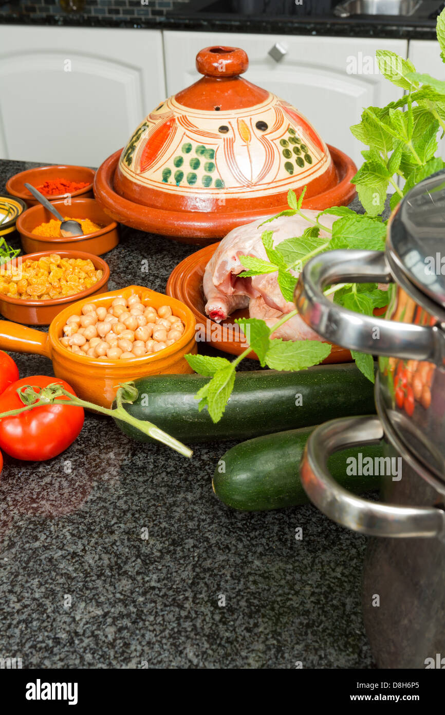 Traditional arab kitchen hi-res stock photography and images - Alamy