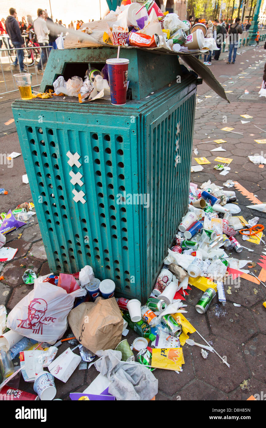 Queen of trash hi-res stock photography and images - Alamy