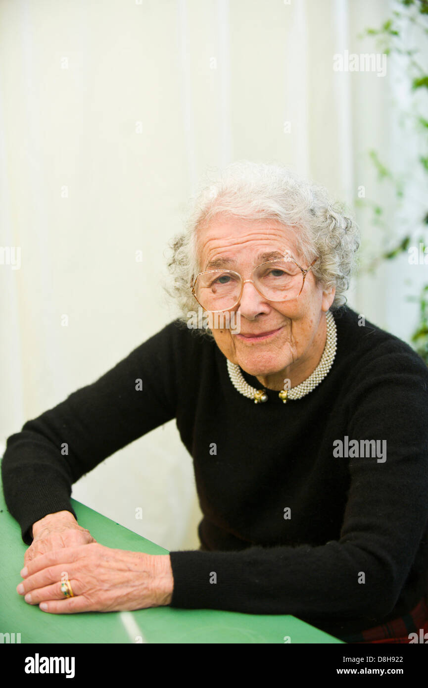 Judith kerr hi-res stock photography and images - Alamy