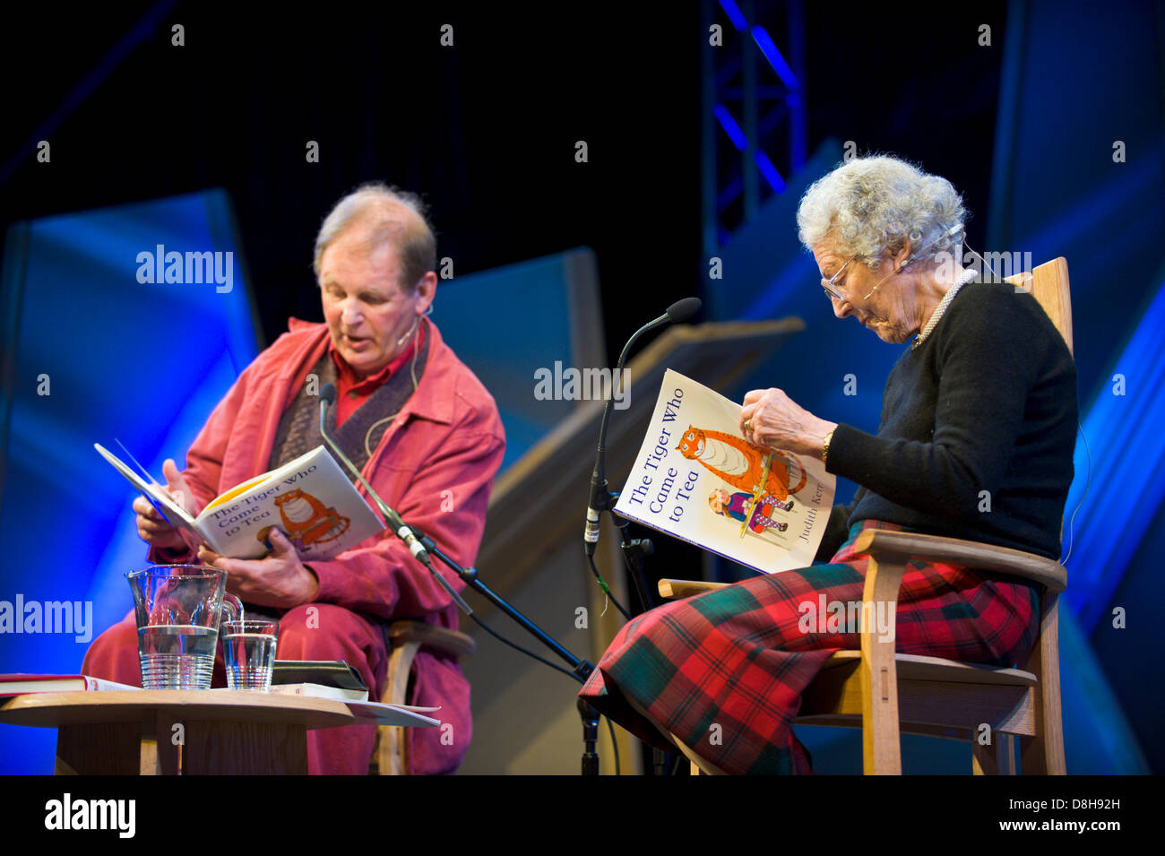 Judith kerr the tiger who came to tea hi-res stock photography and ...