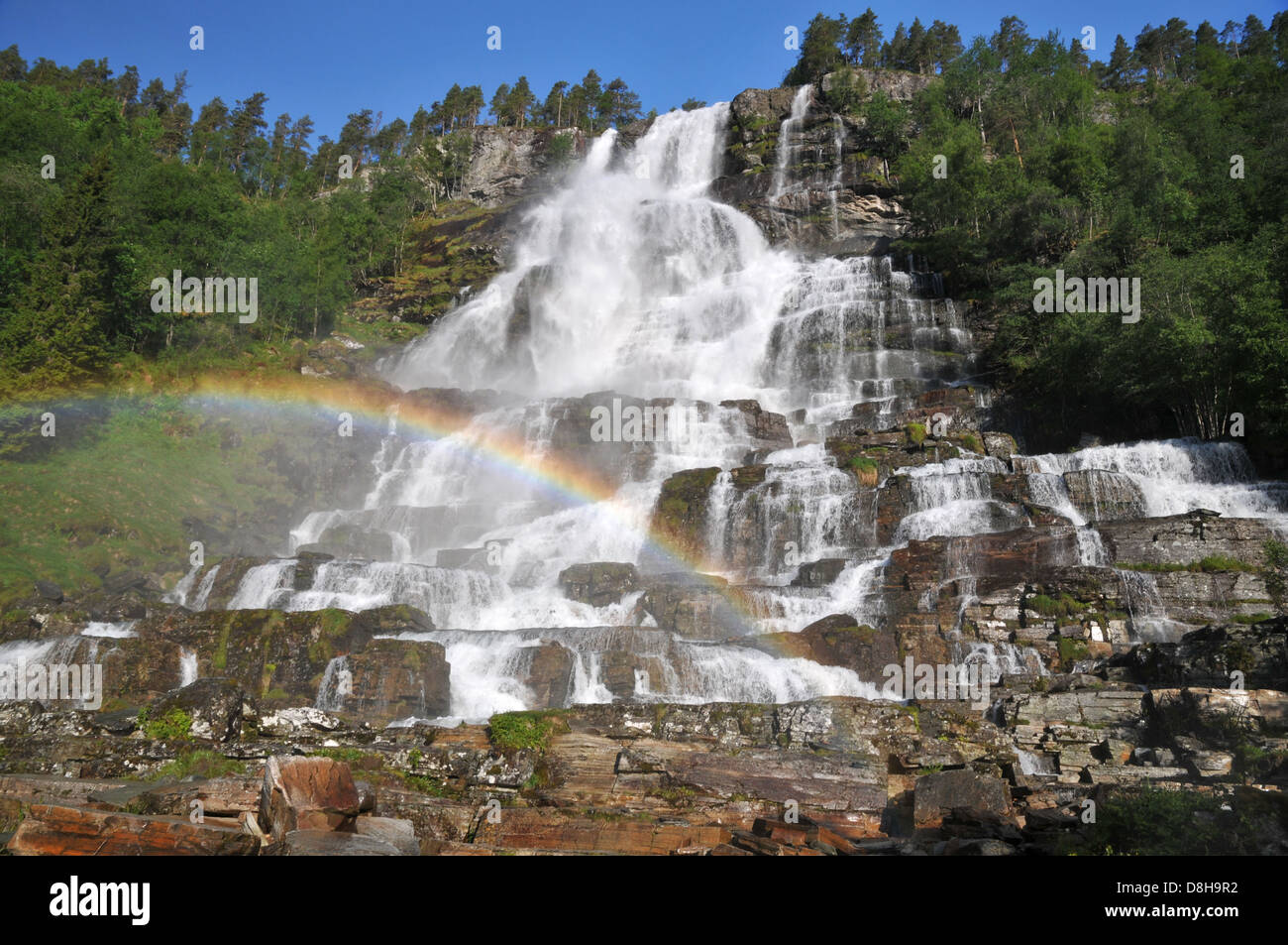 Wasserfall stufen hi-res stock photography and images - Alamy