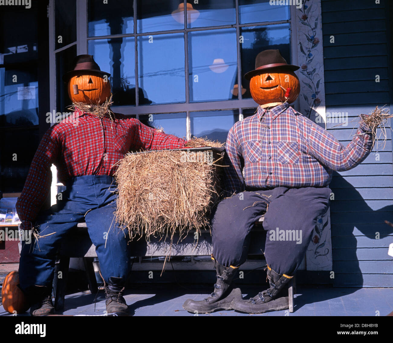 Thanksgiving Display – Straw men sitting on a veranda, Waitsfield ...