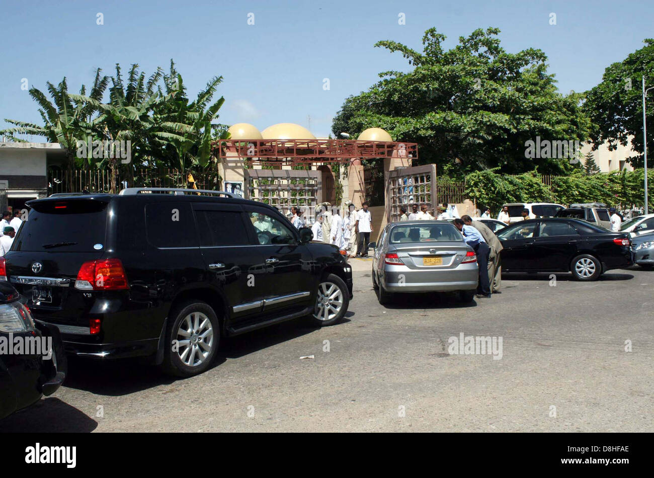 Newly-elected Sindh provincial assembly members coming to attend first ...