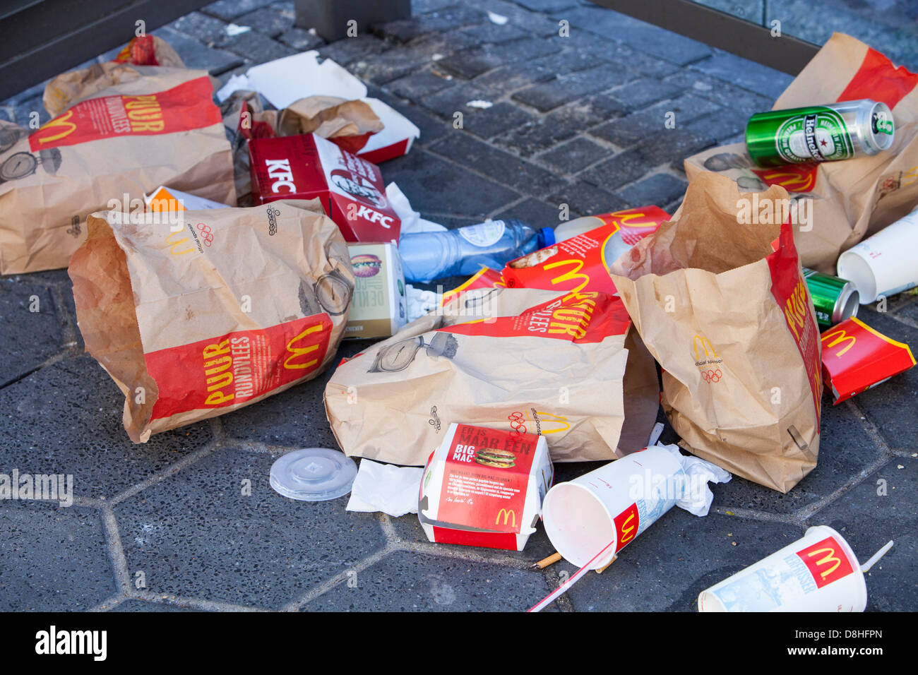 Mcdonalds packaging rubbish hi-res stock photography and images - Alamy