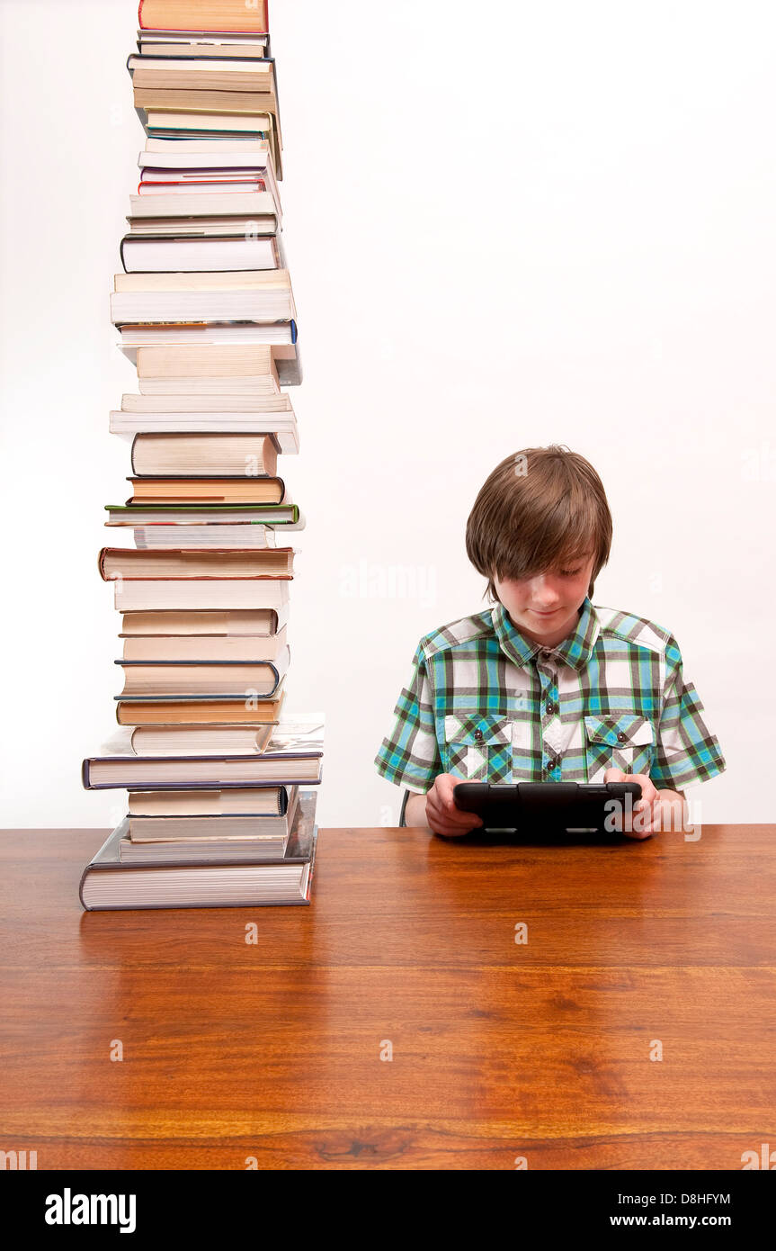 Boy computer study table hi-res stock photography and images - Alamy