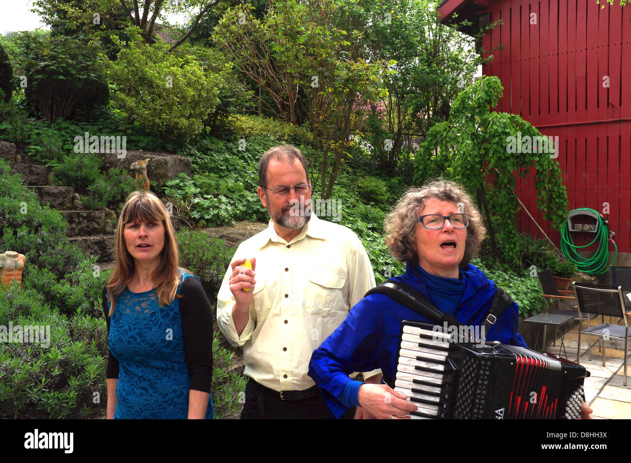 Vocal group singers pop hi-res stock photography and images - Alamy