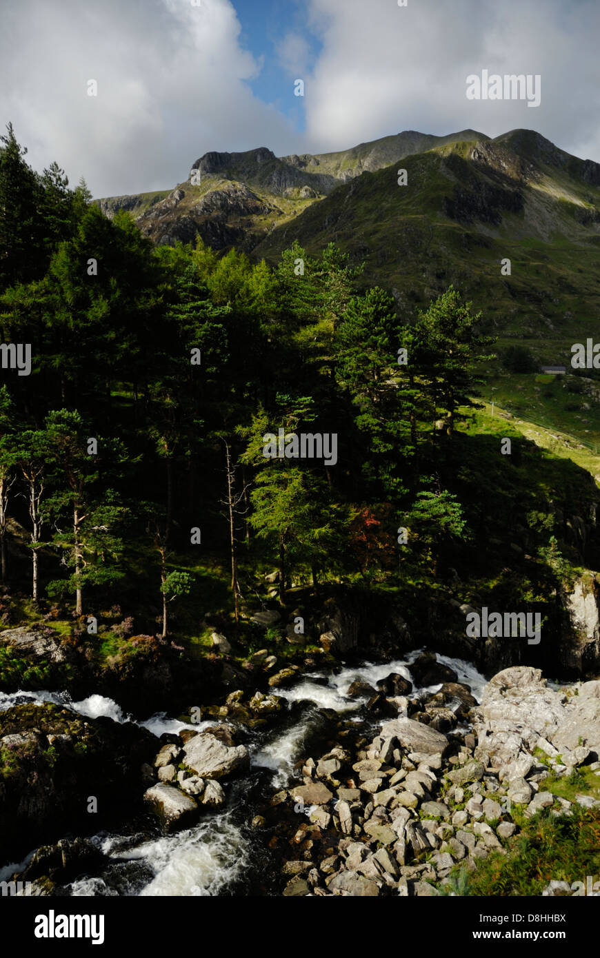 Rhaeadr Ogwen, or Ogwen falls, Glyderau range, Snowdonia national park ...
