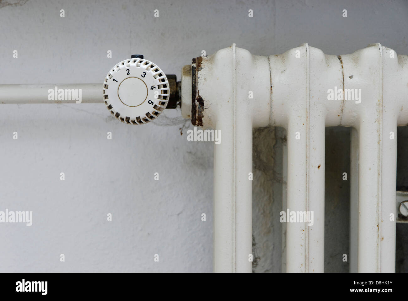 radiator with thermostatic control Stock Photo - Alamy