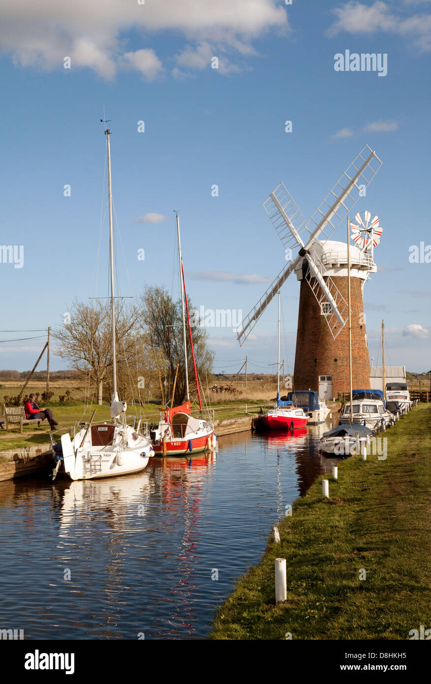 Horsey Windpump windmill pump, and boats, Norfolk Broads, England, UK ...