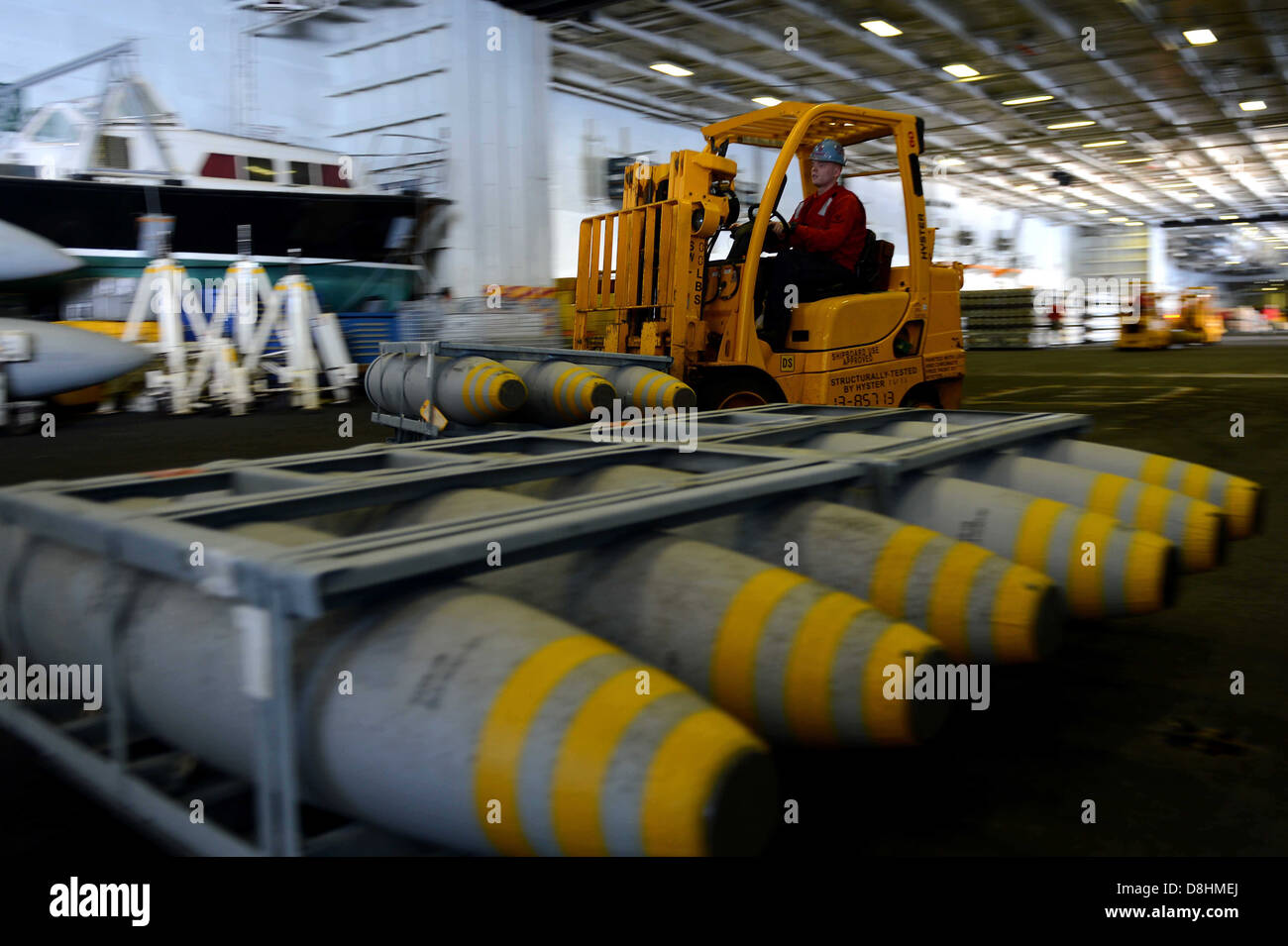 Ordnance offload hi-res stock photography and images - Alamy