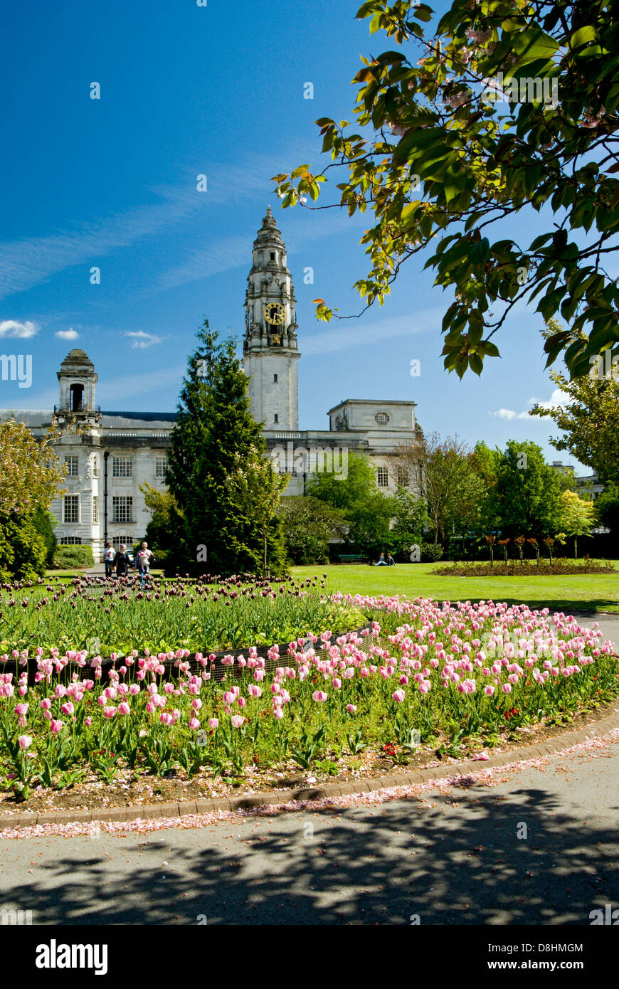 Cardiff city hall gardens hi-res stock photography and images - Alamy
