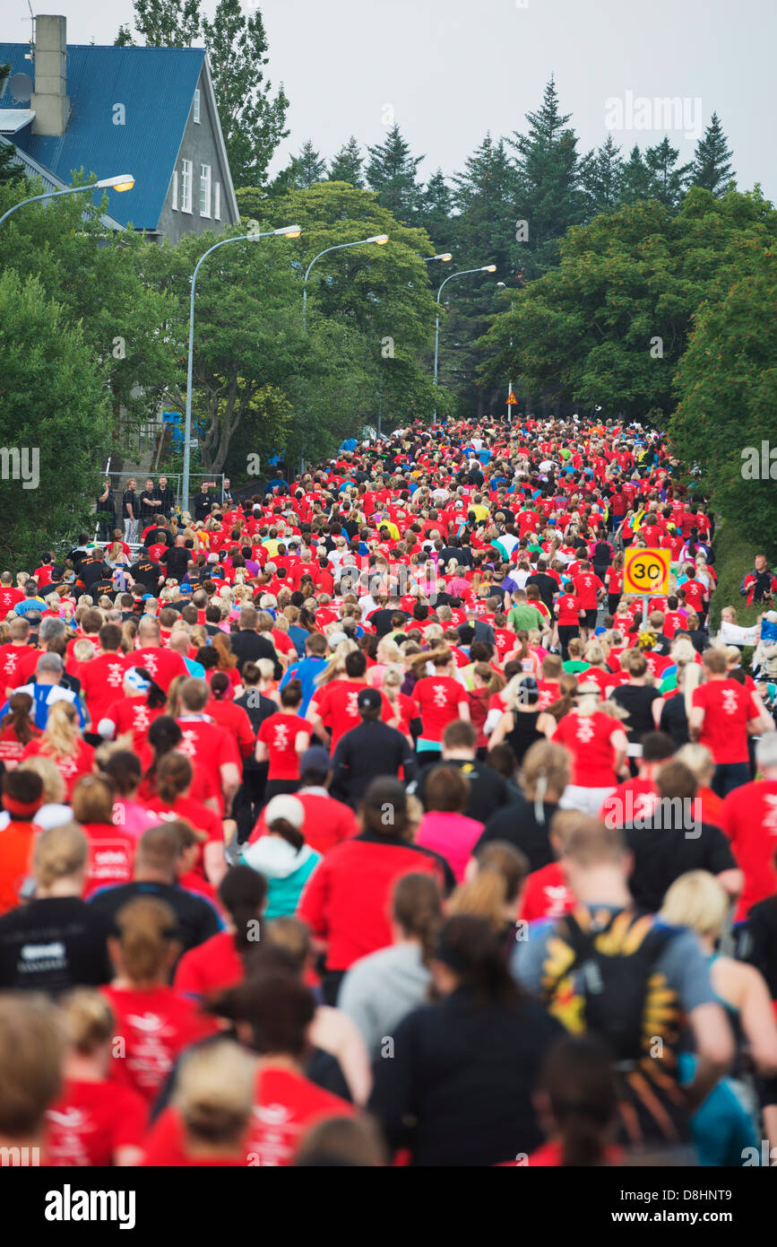 Reykjavik people crowd hi-res stock photography and images - Alamy