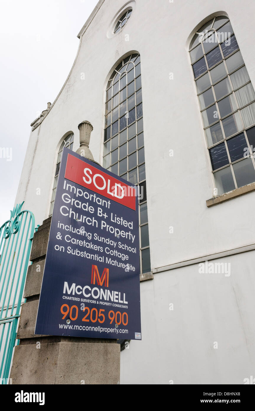 Church property for sale hi-res stock photography and images - Alamy