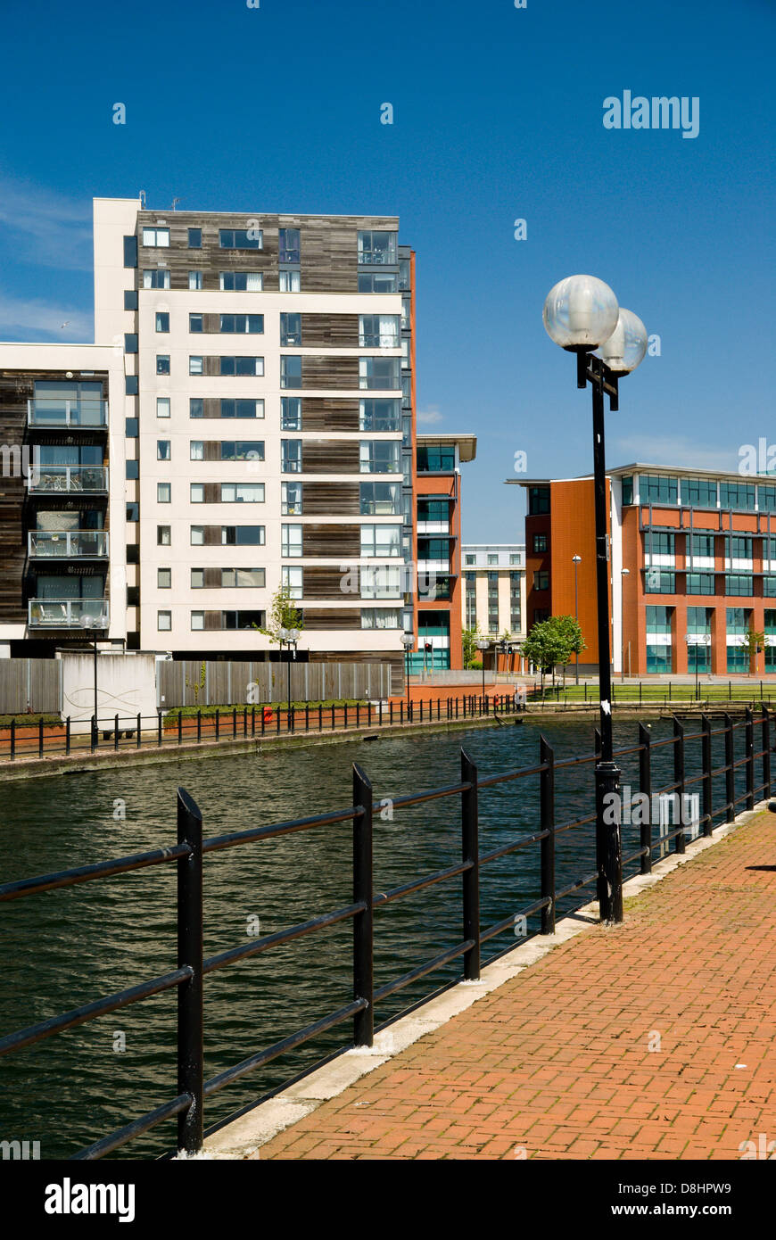 Dockside Flats High Resolution Stock Photography and Images - Alamy