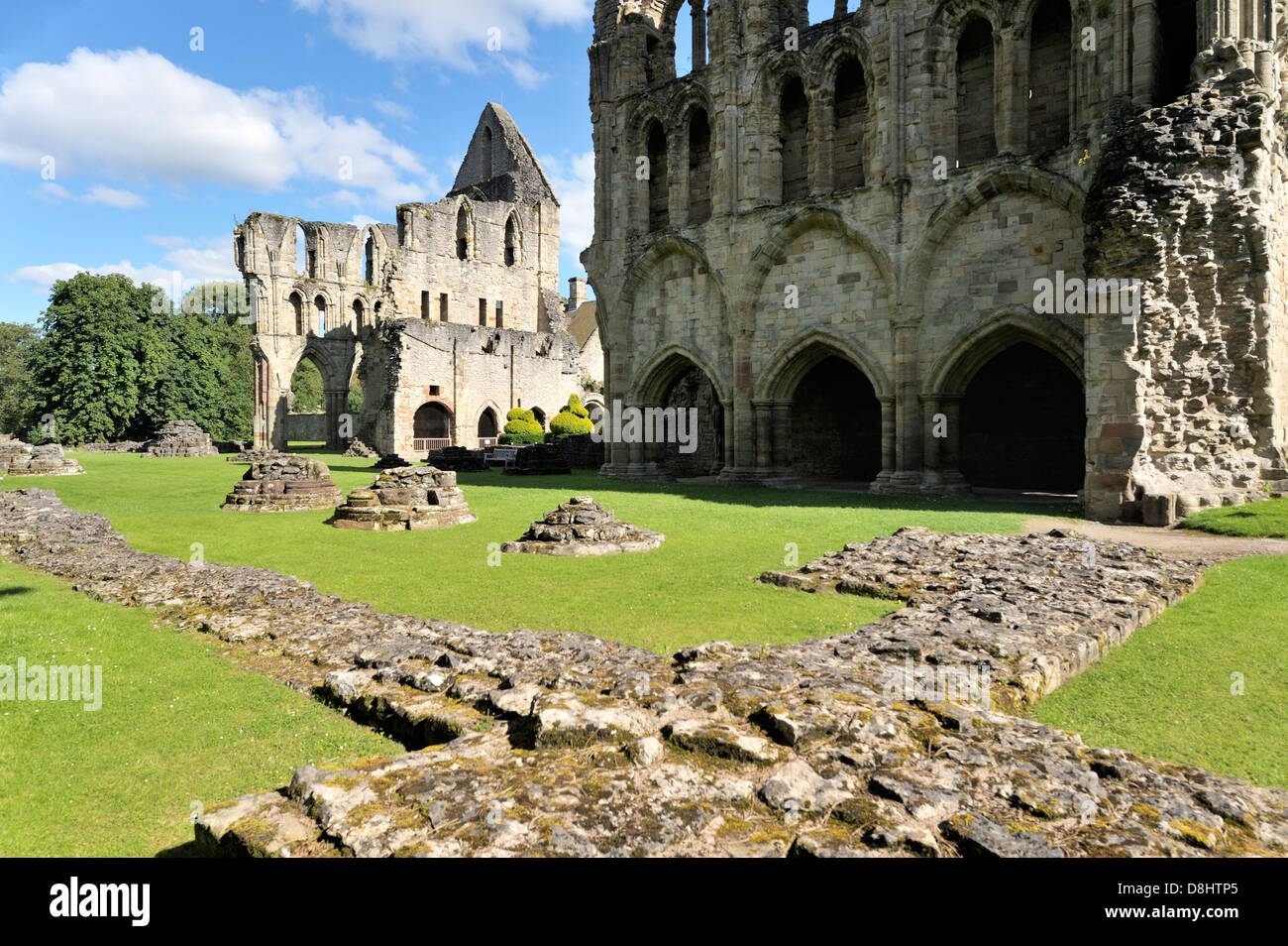 Wenlock Priory, Much Wenlock, Shropshire, England. Across the west end ...