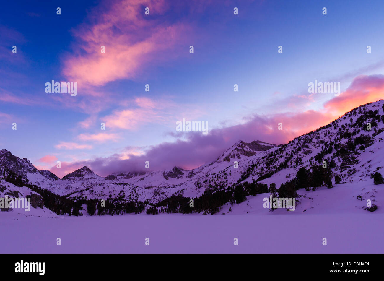 Sunset over the Sierra crest in winter, John Muir Wilderness, Sierra ...
