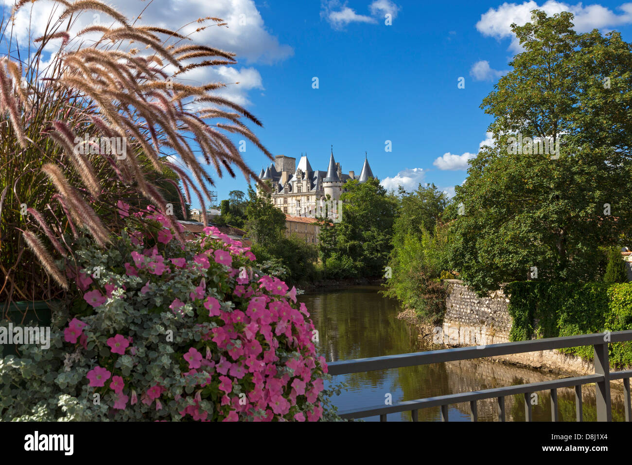 Chateau de la Rochefoucauld, Poitou, Charentes, France Stock Photo - Alamy