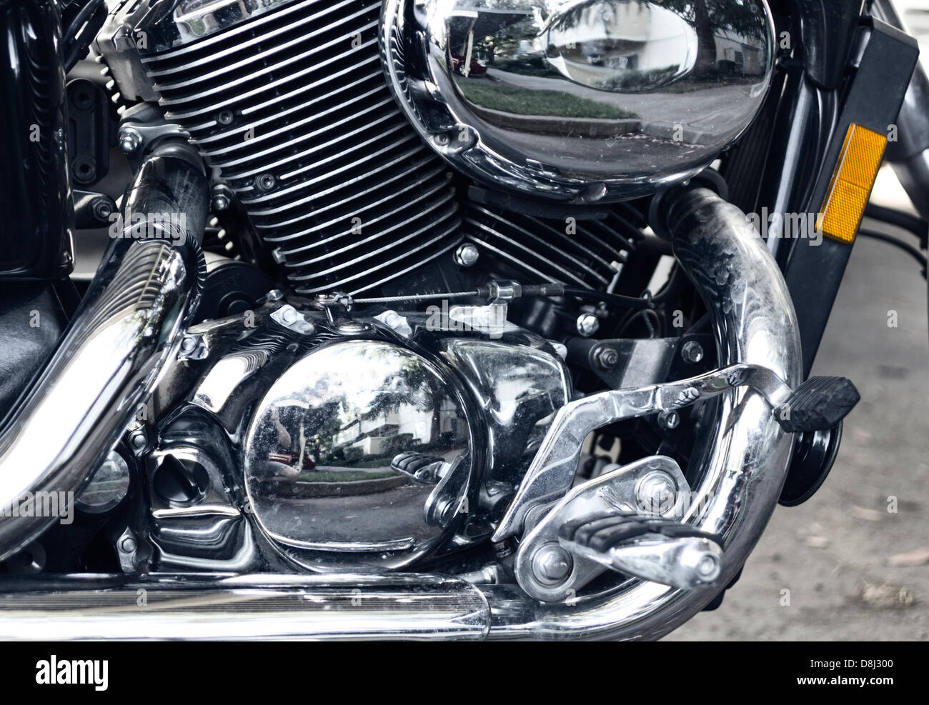 Close-up of V-tween motor of cruiser motorcycle Stock Photo - Alamy