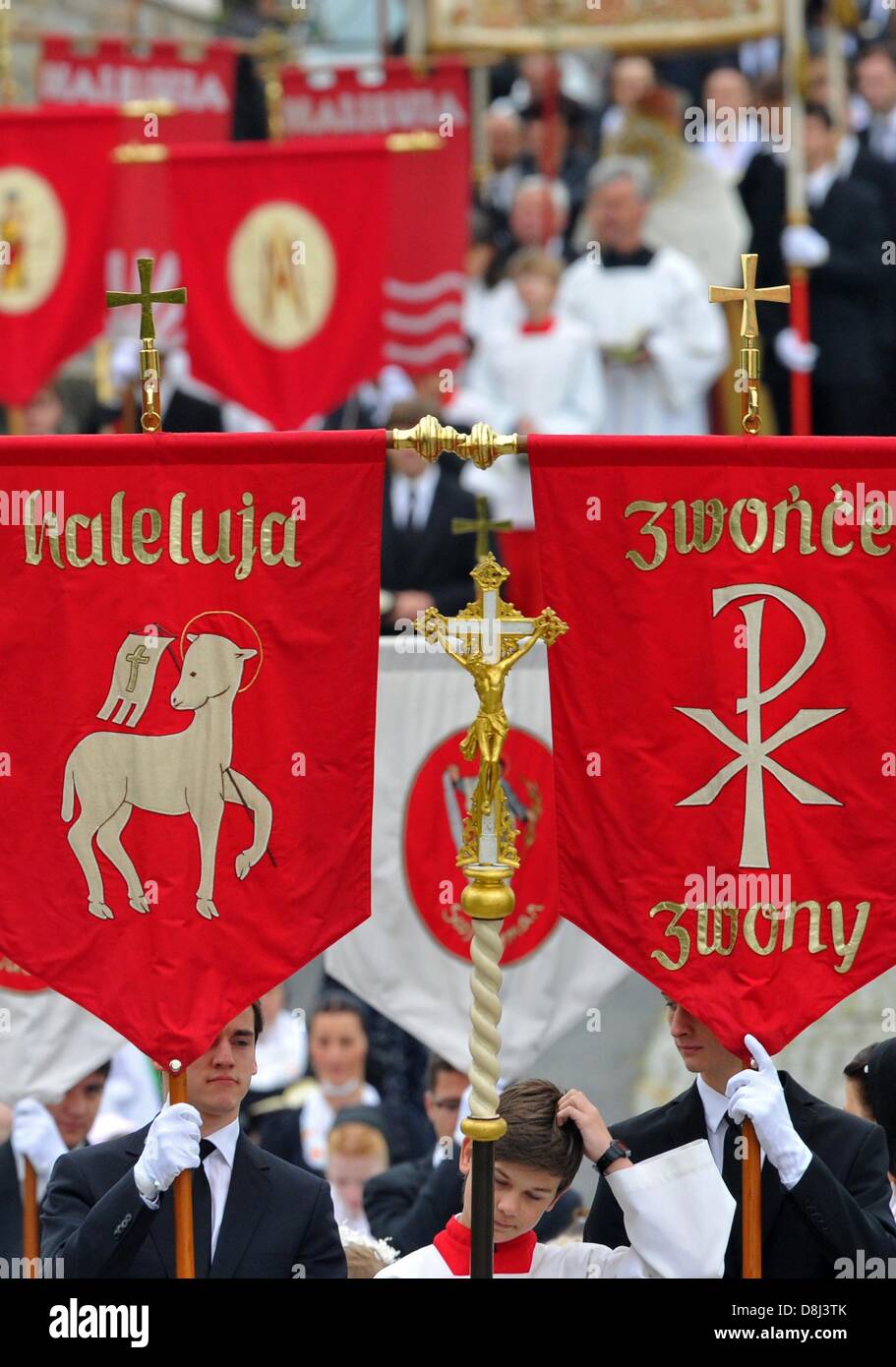 The Catholic Sorbs in their traditional costumes take part in a Corpus ...