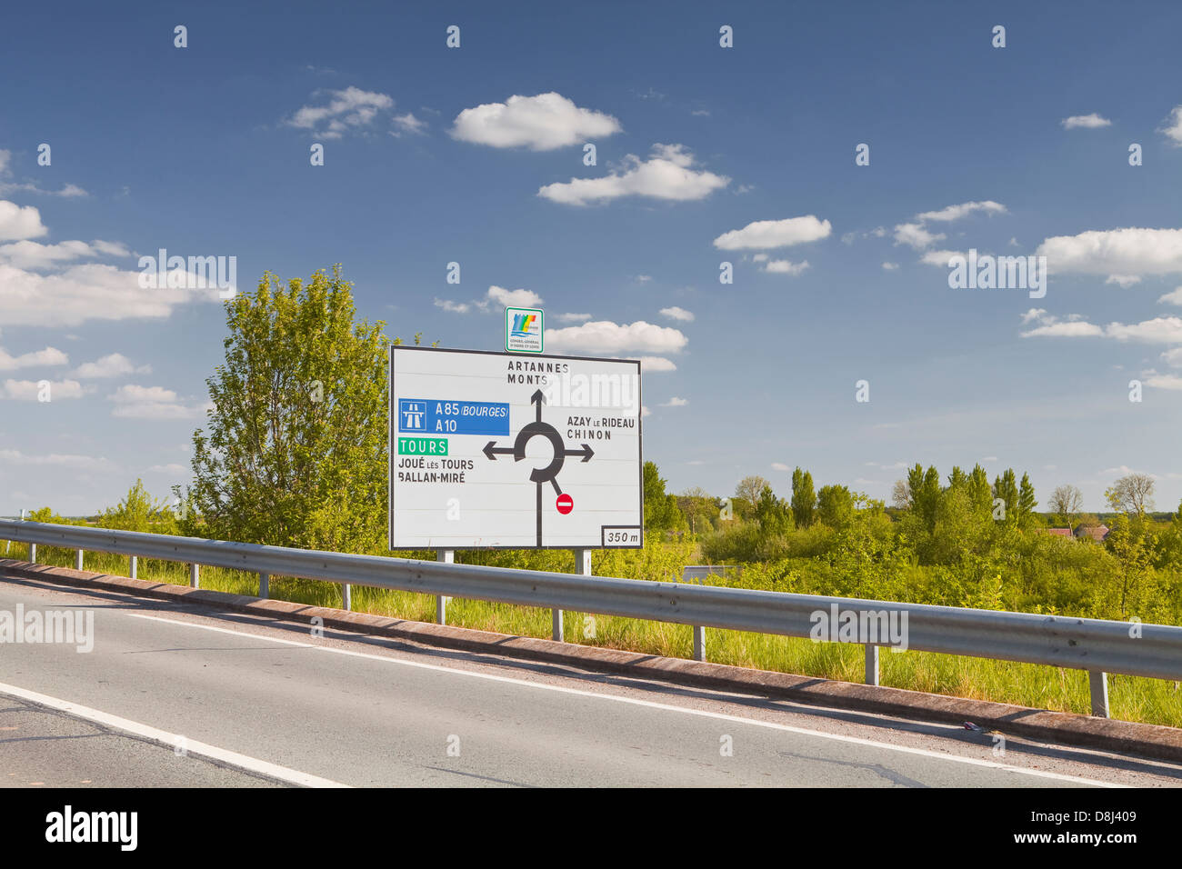 Roundabout france hi-res stock photography and images - Alamy