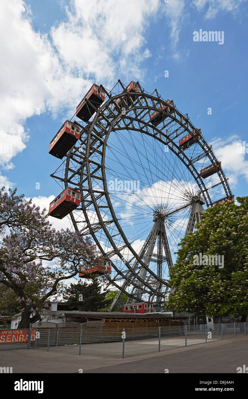 Vienna the historic Giant Ferris wheel at Prater amusement park Stock ...