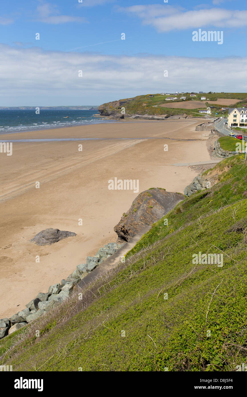 Broad haven bay hi-res stock photography and images - Alamy