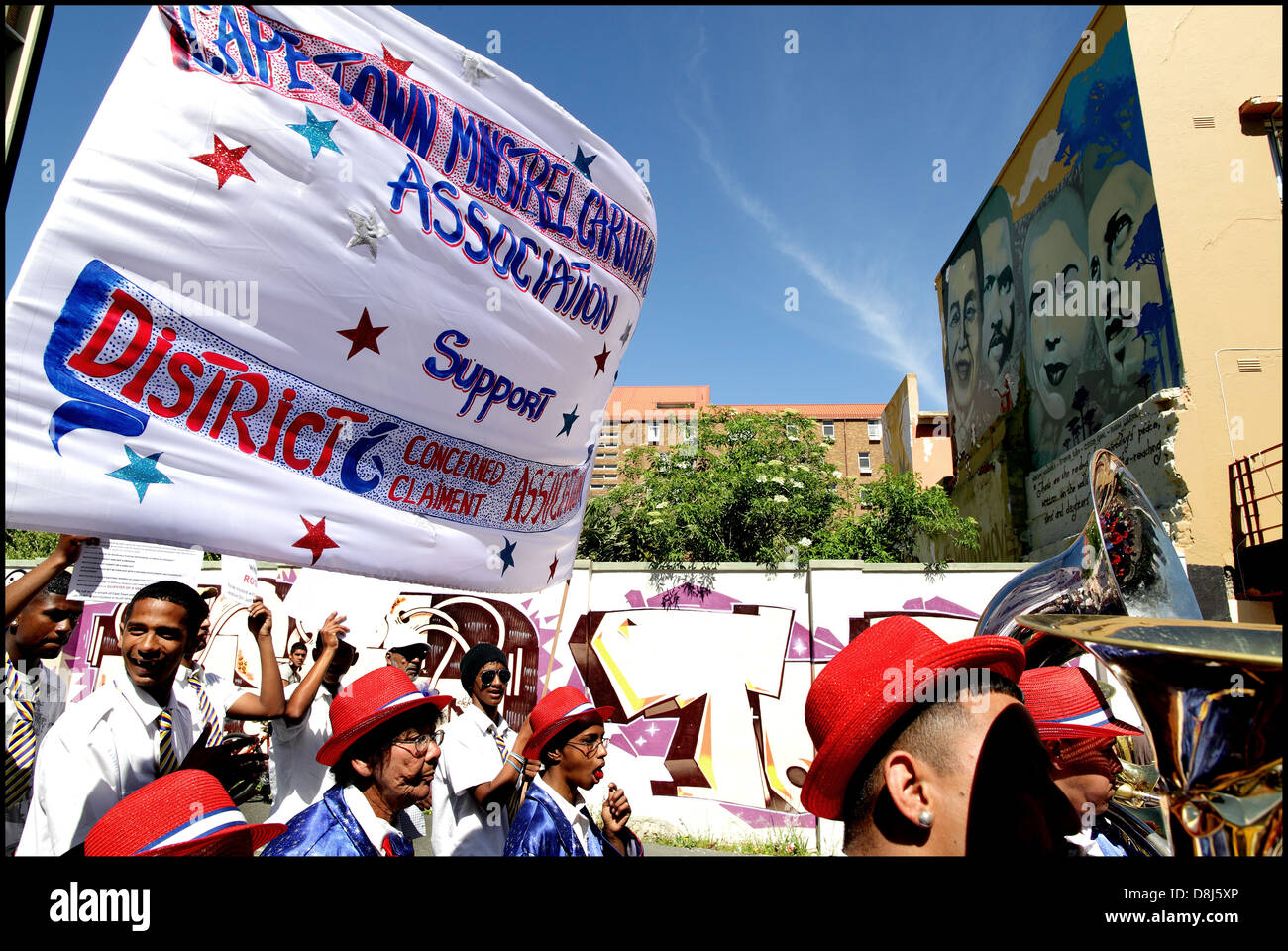 Claimant hi-res stock photography and images - Alamy