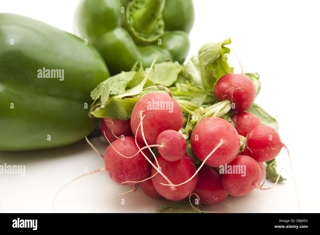 Red skin radish hi-res stock photography and images - Alamy