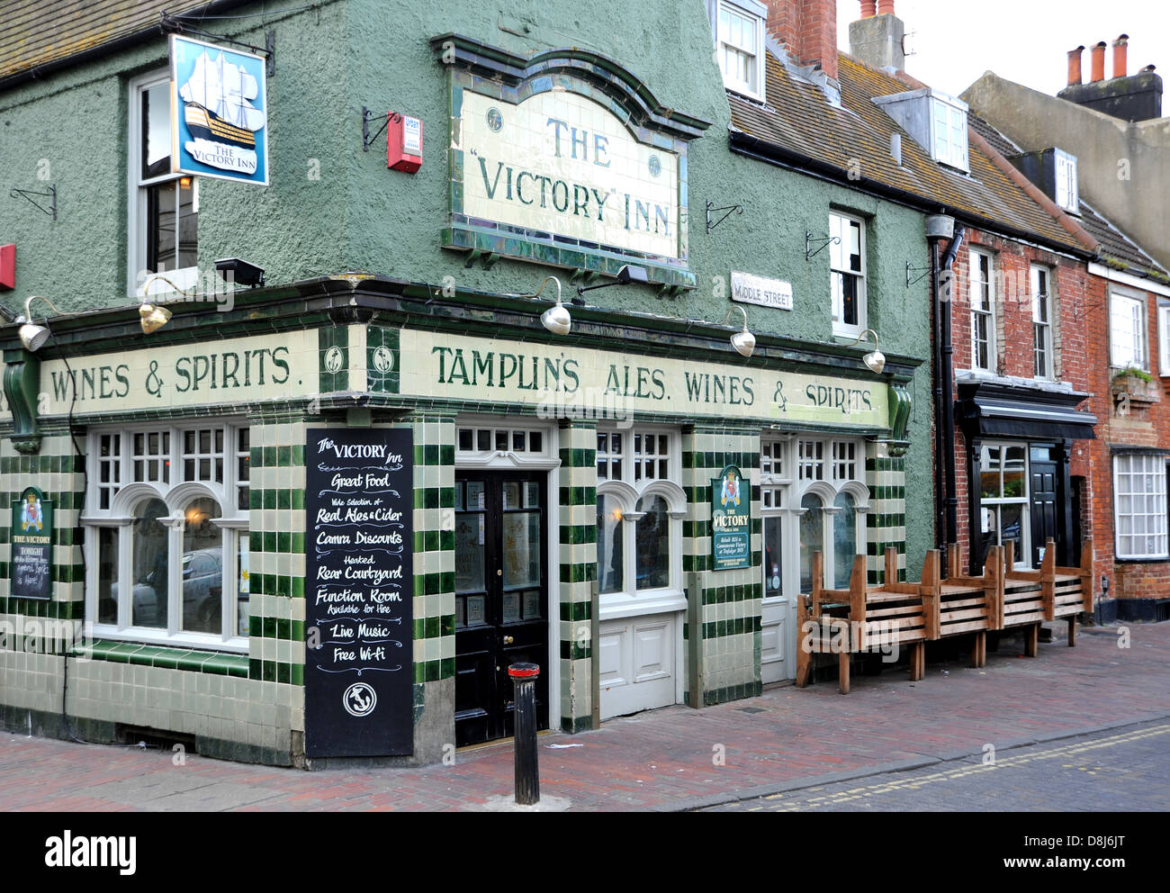 Old pub in brighton hi-res stock photography and images - Alamy