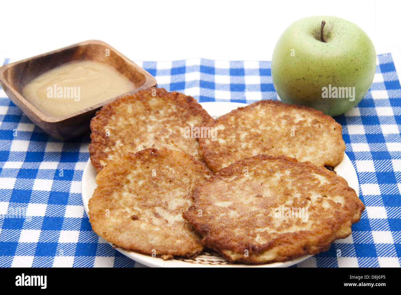 Potato buffer with apple pulp Stock Photo - Alamy