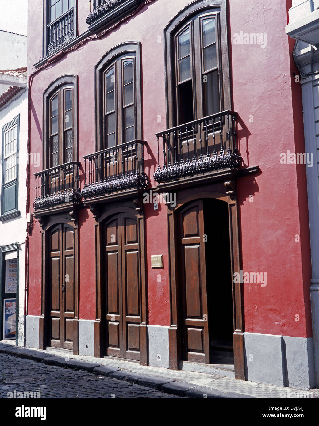 Typical local style building / architecture, Santa Cruz de la Palma ...