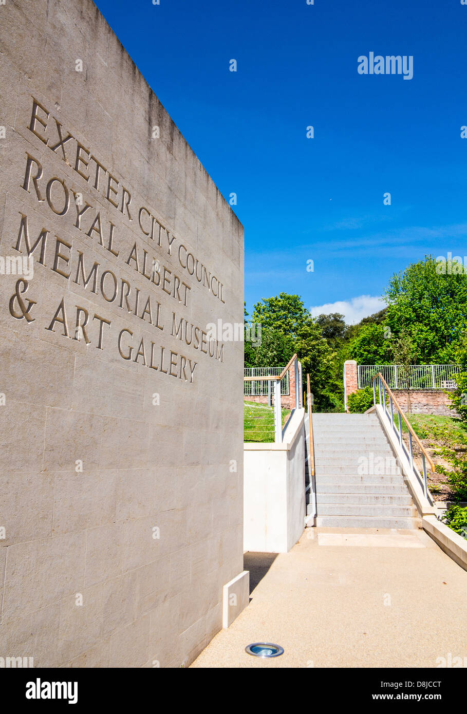 Art gallery sign hi-res stock photography and images - Alamy