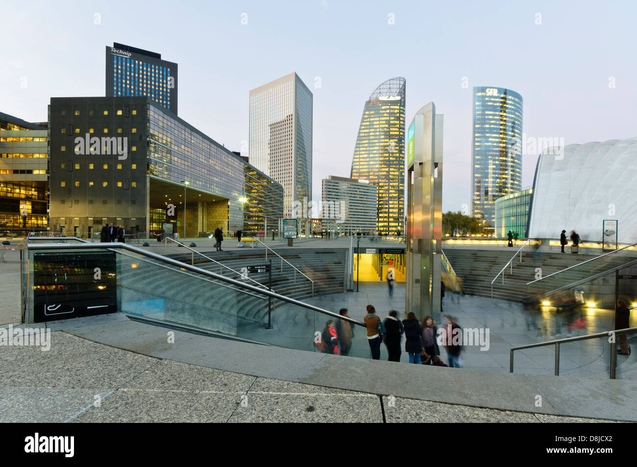 Puteaux station hi-res stock photography and images - Alamy