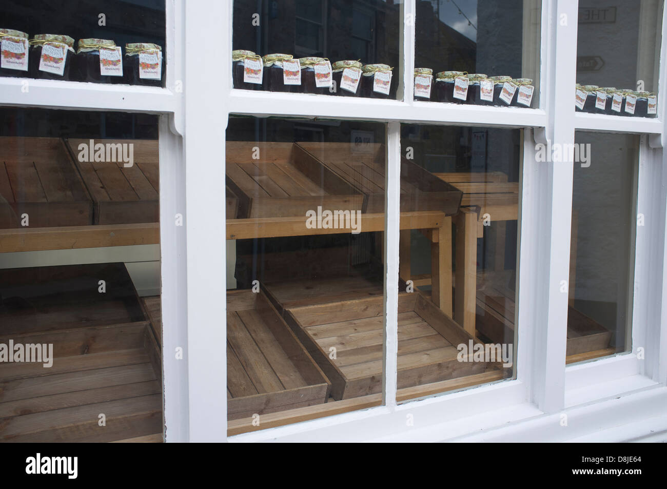 Bakery's empty shop window Stock Photo - Alamy