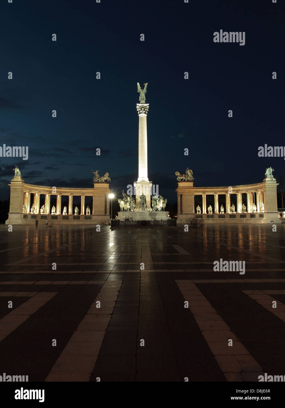 Culture trip budapest hi-res stock photography and images - Alamy