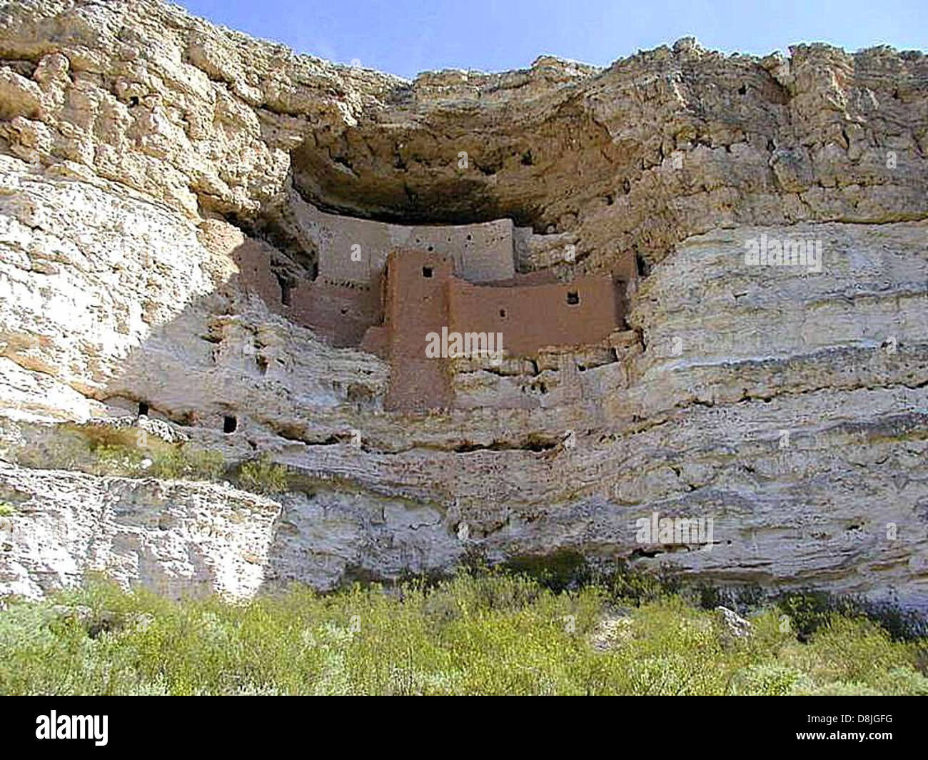 Montezuma Castle, a cliff dwelling built by the Sinagua people, located ...