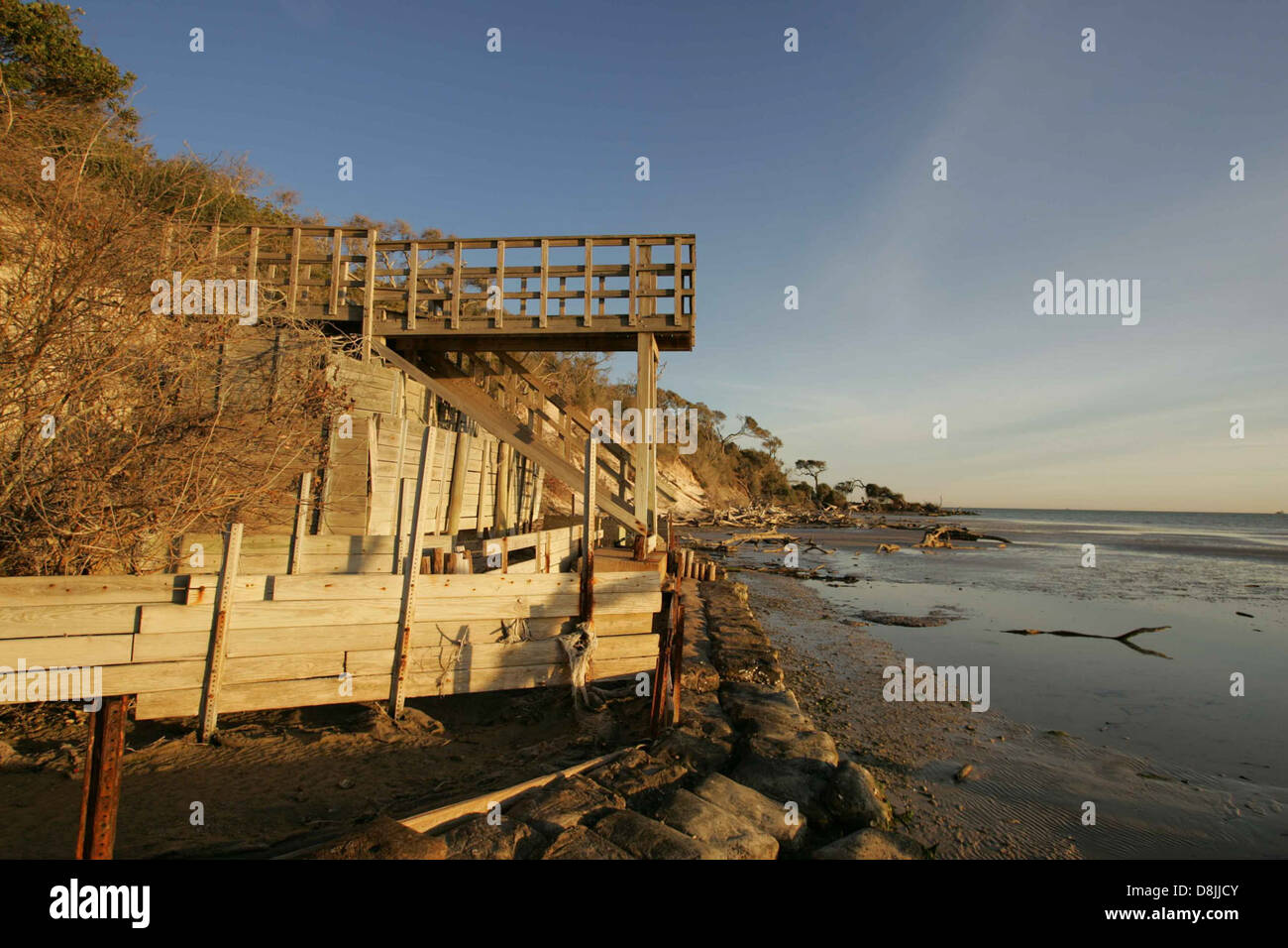 This image depicts an observation deck located on a shoreline, offering ...