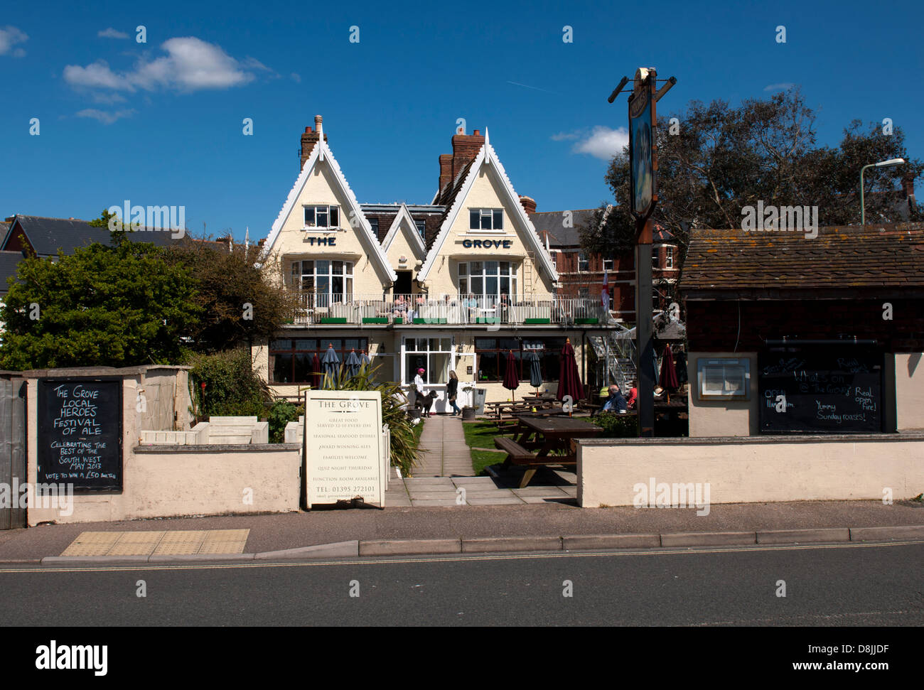 Devon pubs exmouth grove hi-res stock photography and images - Alamy