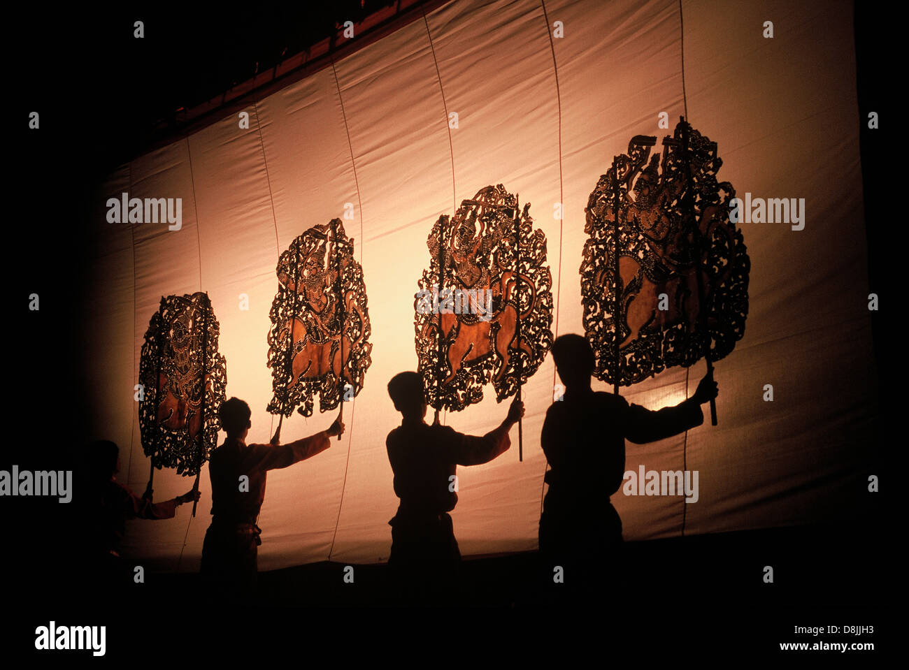 Shadow puppet thailand hi-res stock photography and images - Alamy