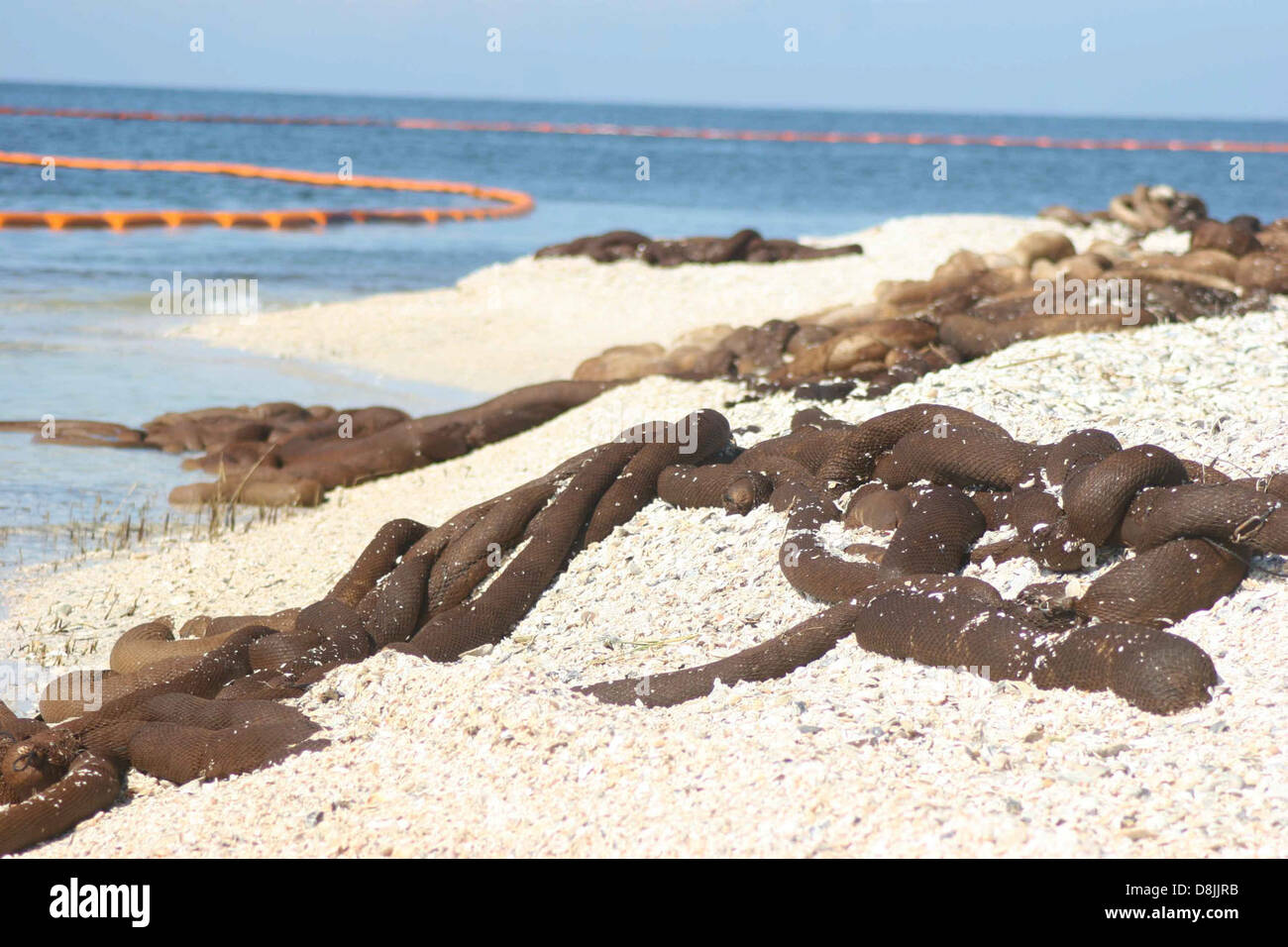 Oil pollution containment boom hi-res stock photography and images - Alamy