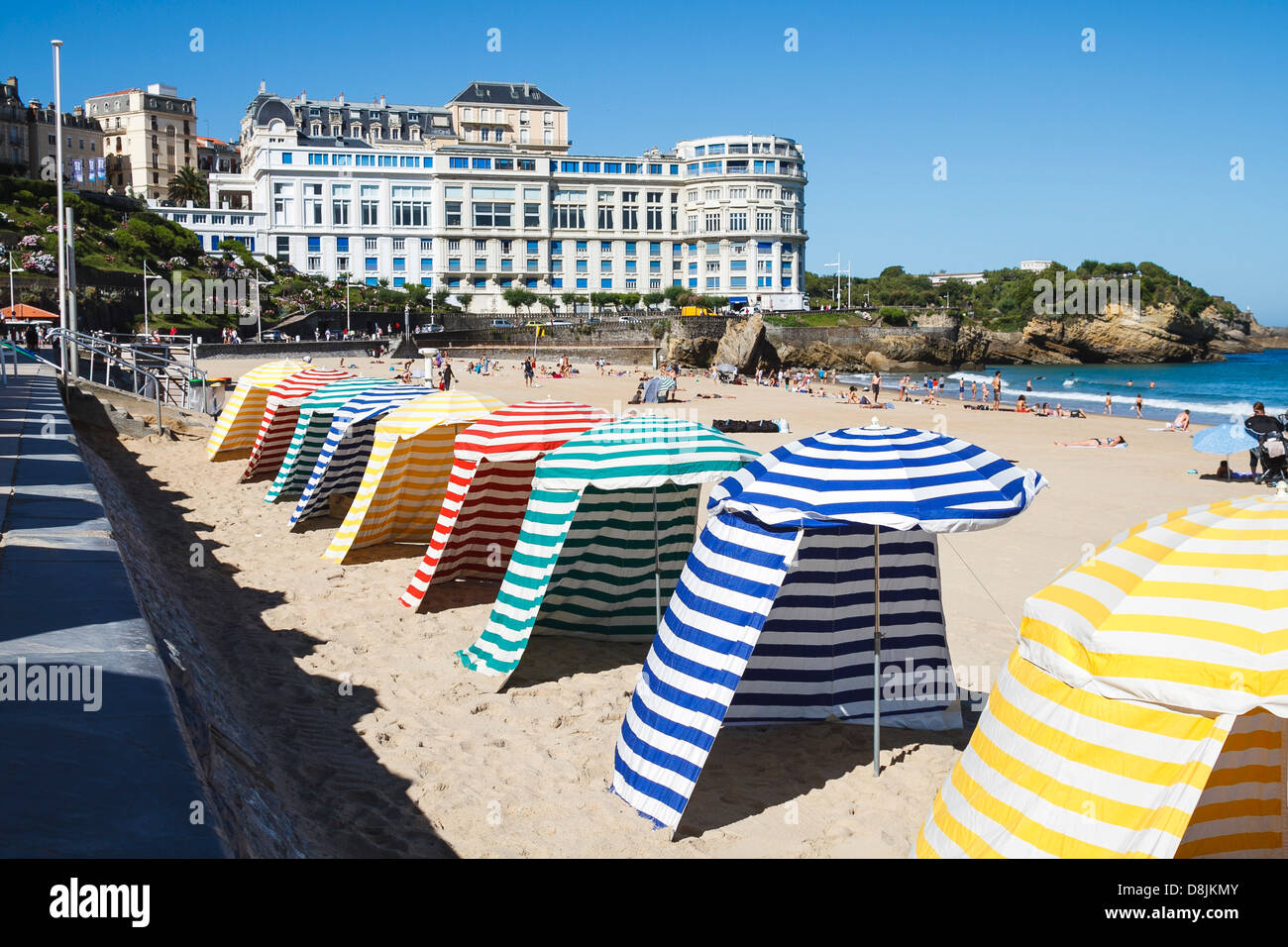 Biarritz beach hi-res stock photography and images - Alamy