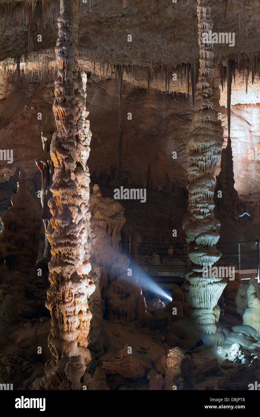 Stalactite stalagmite cavern Stock Photo - Alamy