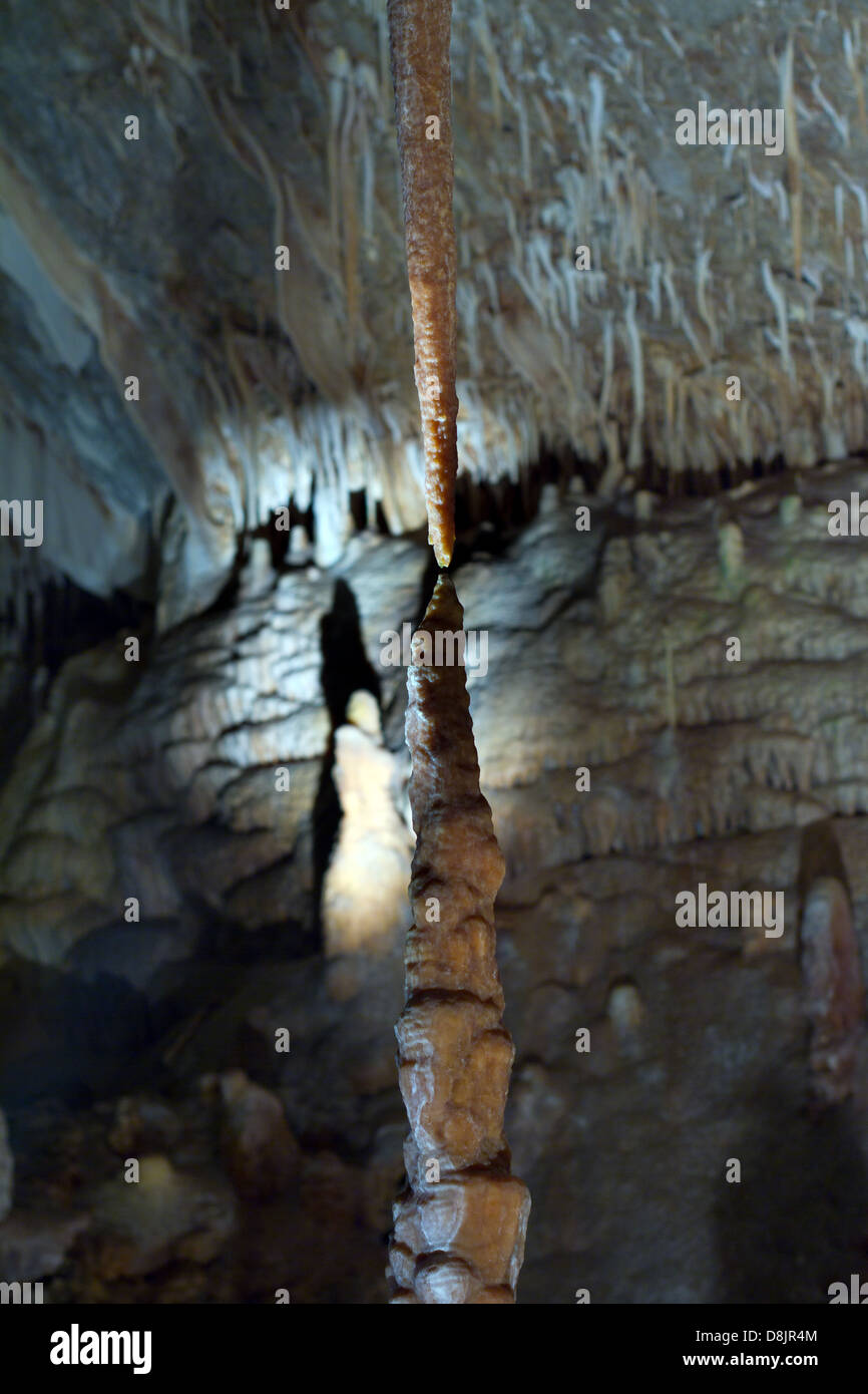 Stalactite stalagmite cavern Stock Photo - Alamy