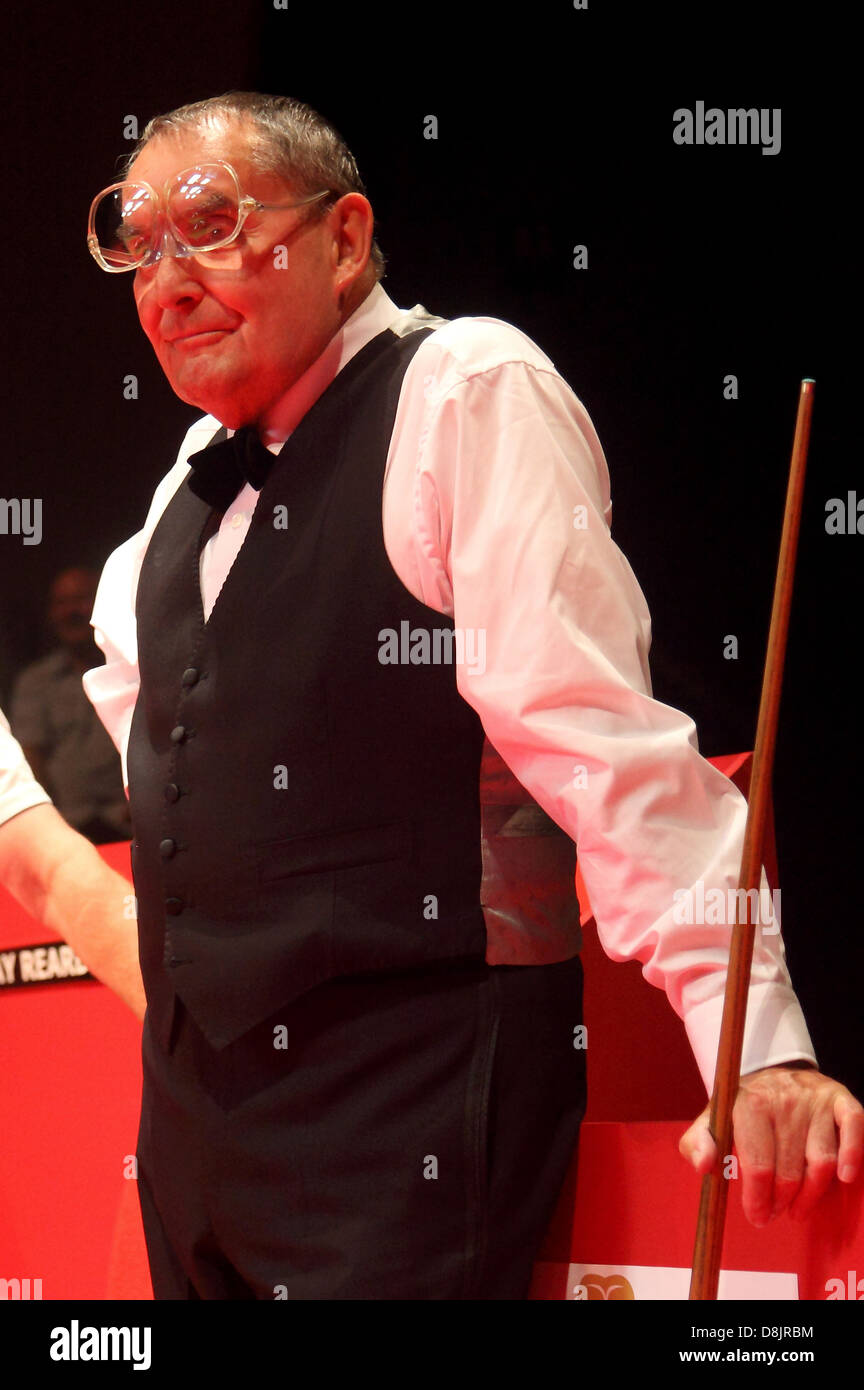 Ray Reardon Snooker High Resolution Stock Photography and Images - Alamy