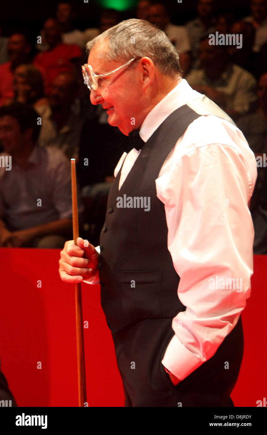 Ray Reardon Snooker High Resolution Stock Photography and Images - Alamy