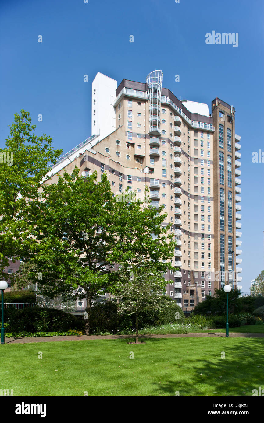 Westferry house hi-res stock photography and images - Alamy