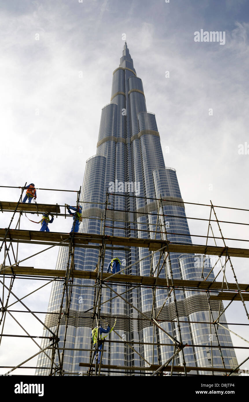 Burj khalifa construction site hi-res stock photography and images - Alamy