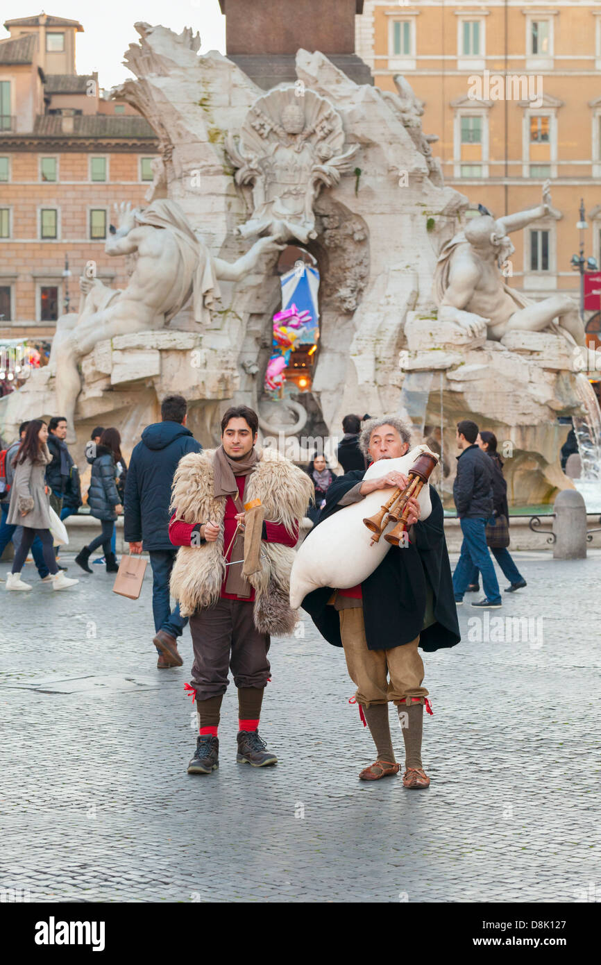 Zampogna hi-res stock photography and images - Alamy